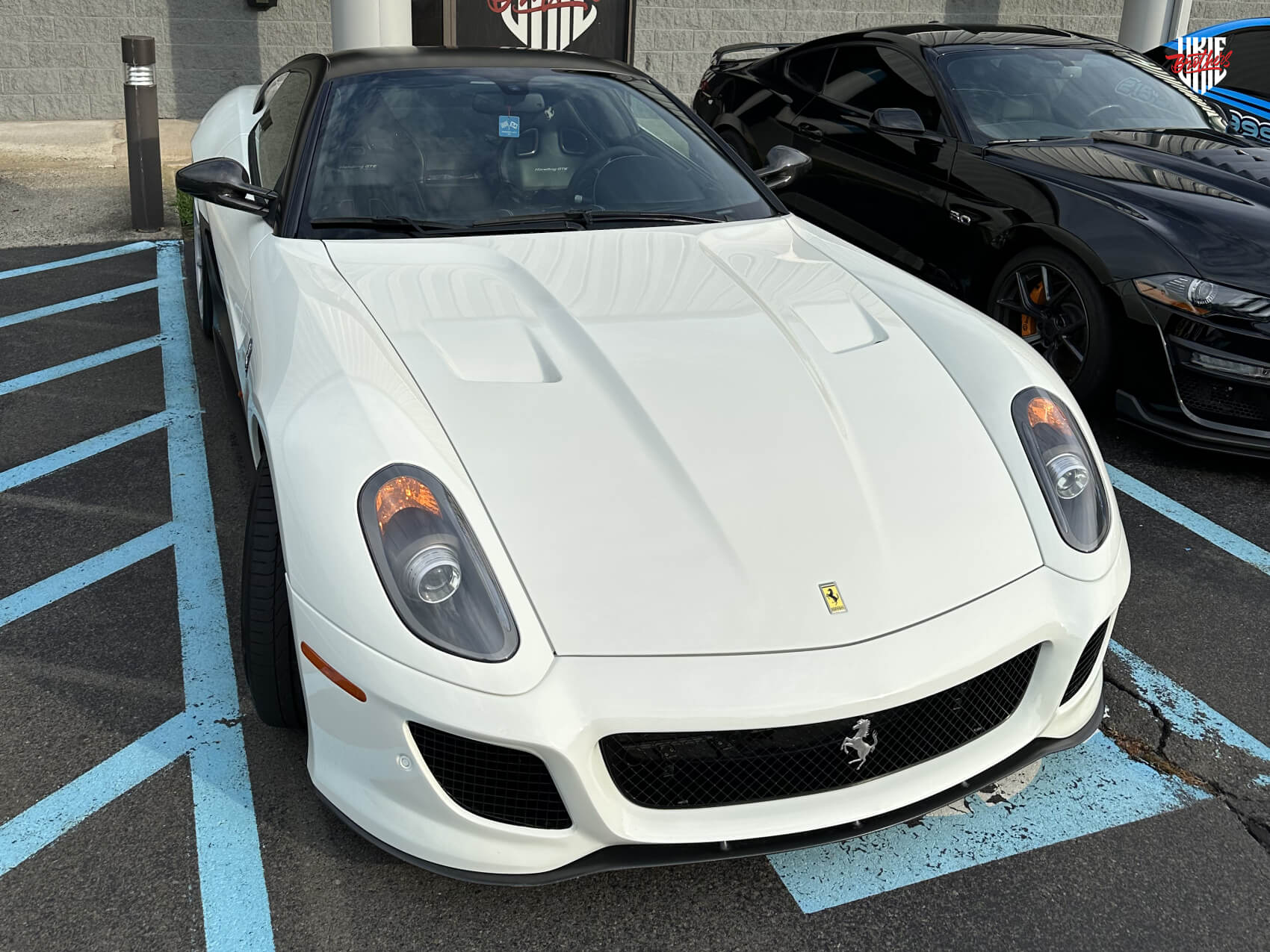 Ferrari Roof Wrapped in Matte Black – A Sleek Contrast Upgrade By Ukie ...